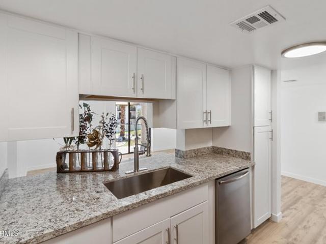 3033 E Devonshire Ave Unit 2033, Phoenix, AZ 85016