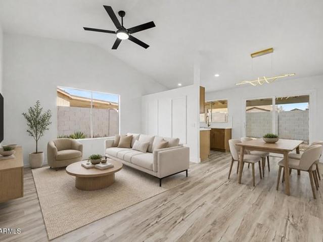 3033 W Tonopah Dr, Phoenix, AZ 85027