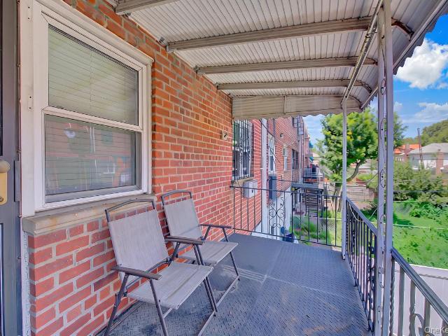 3033 72nd Street