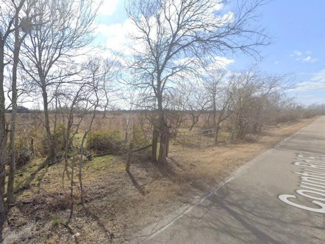 303 1/2 County Road 53, Rosharon, TX 77583 | MLS #33030