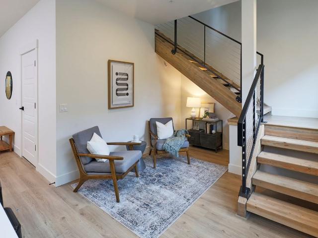 303 140 Sacramento Townhomes 3 Bedroom Apartment for Rent at 140 140 172 NE Sacramento St, Portland, OR 97212 Irvington