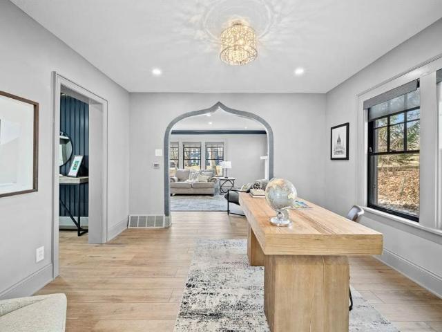 303 51st Street, Des Moines, USA, IA