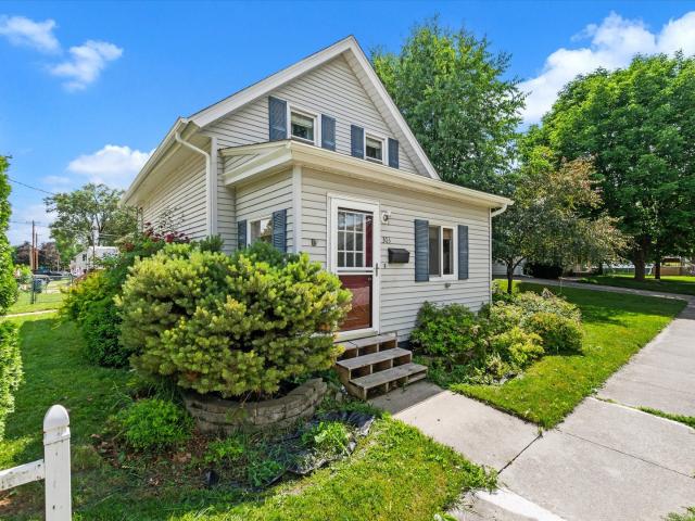 303 8th Street