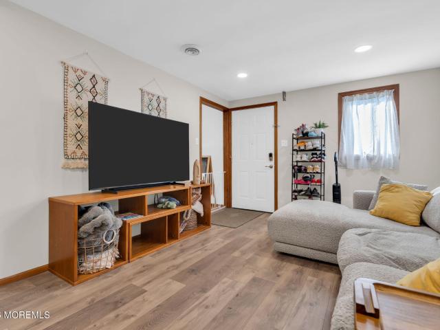 303 Constitution Drive