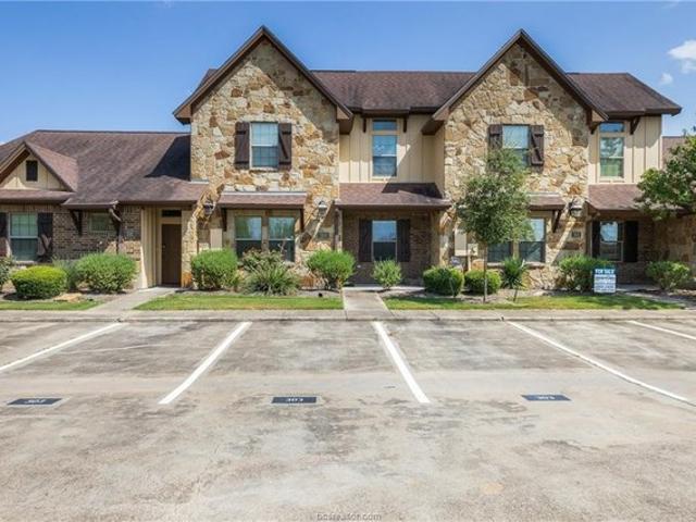 303 Capps Dr, College Station, TX 77845