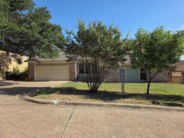 303 and 305 Shoreview Dr, Rockwall, TX 75087