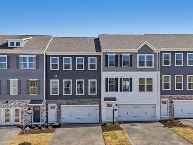 303 Alliance Dr, Harmony, PA 16037