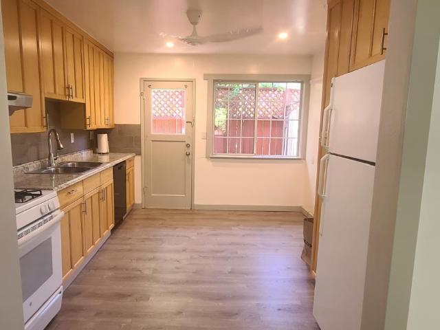 303 Boyce St, Santa Rosa, CA 95401 | MLS #326009 | Compass