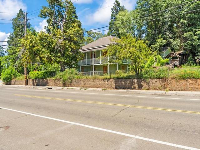 303 Bennett St, Grass Valley, CA 95945