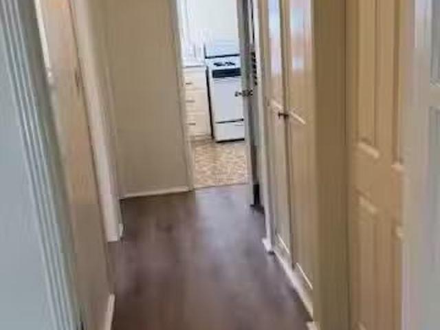 303 Birmingham Rd #303, Burbank, CA 91504