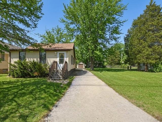 303 Bruce Rd, Lockport, IL 60441
