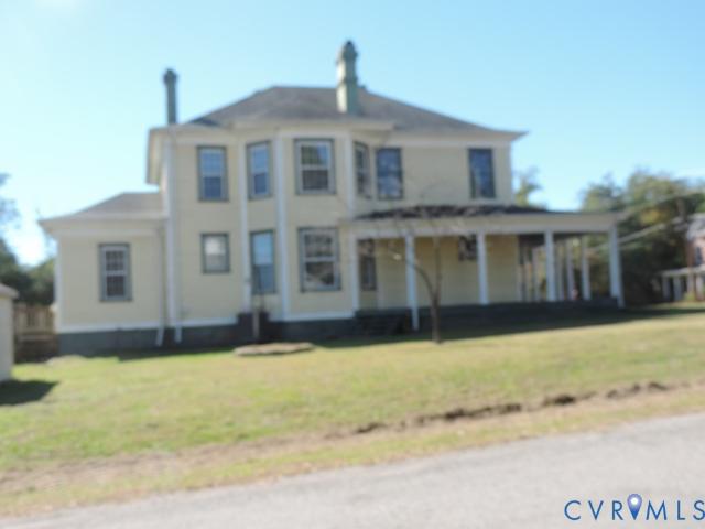 303 Brunswick Ave, Blackstone, VA 23824 | MLS #2601