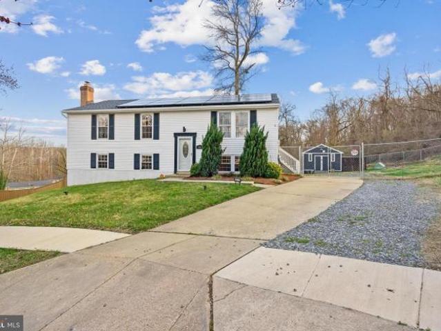 303 Branchview Ct, Fort Washington, MD 20744