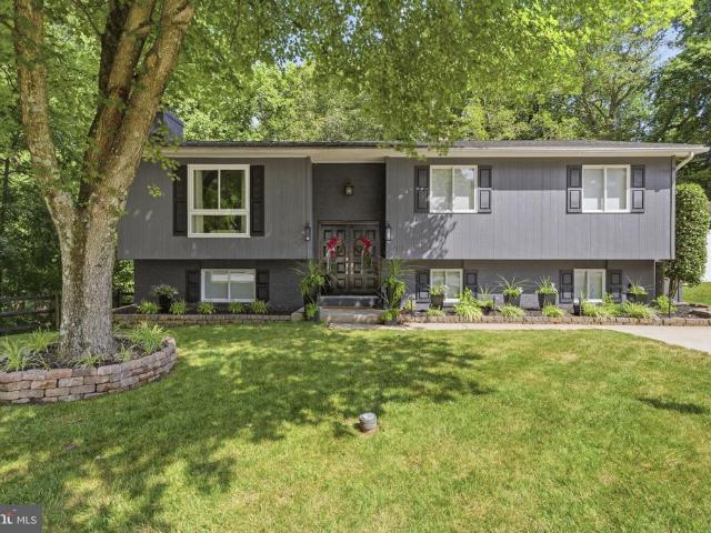 303 Bright Oaks Drive