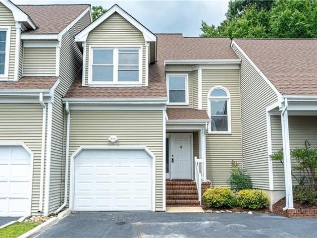 303 Bridge Xing, Yorktown, VA 23692