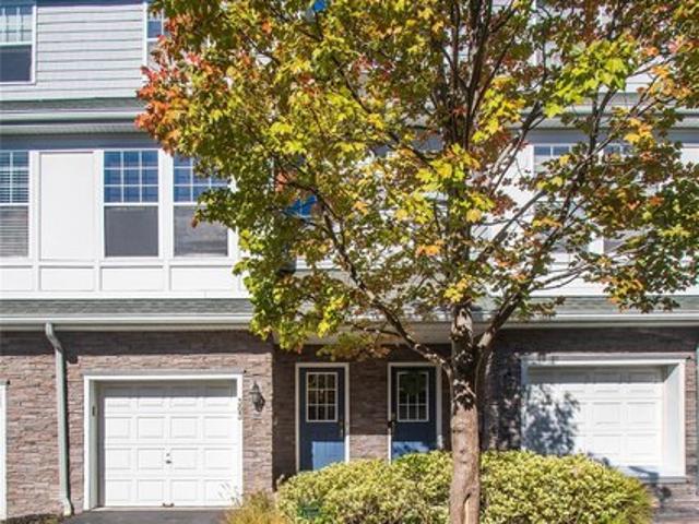 303 Bridgeview Dr, Poughkeepsie, NY 12601