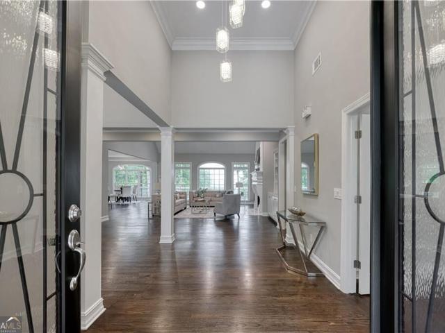 303 Broadmoor Way