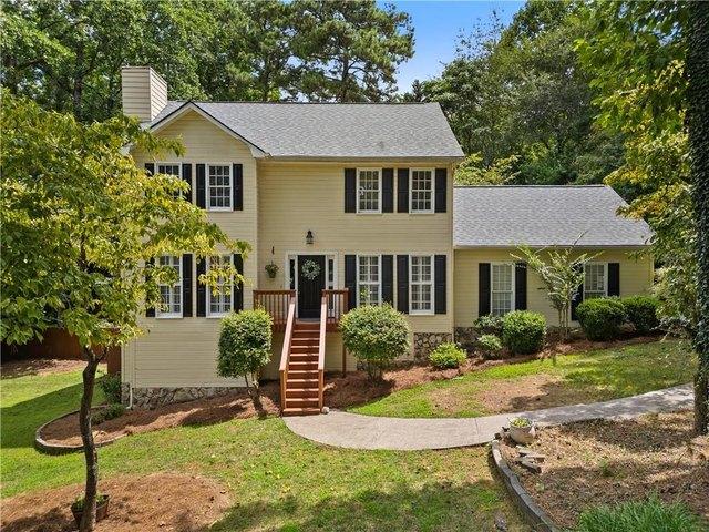 303 Gantt Trce, Woodstock, GA 30188