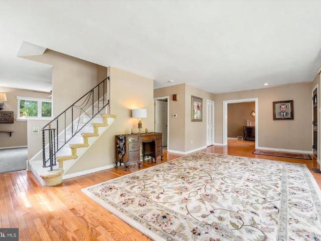 303 Glendale Road