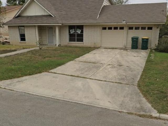303 Greycliff Dr, San Antonio, TX 78233