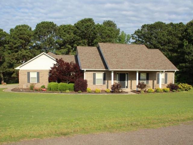 303 Doe Run St, Nashville, AR 71852