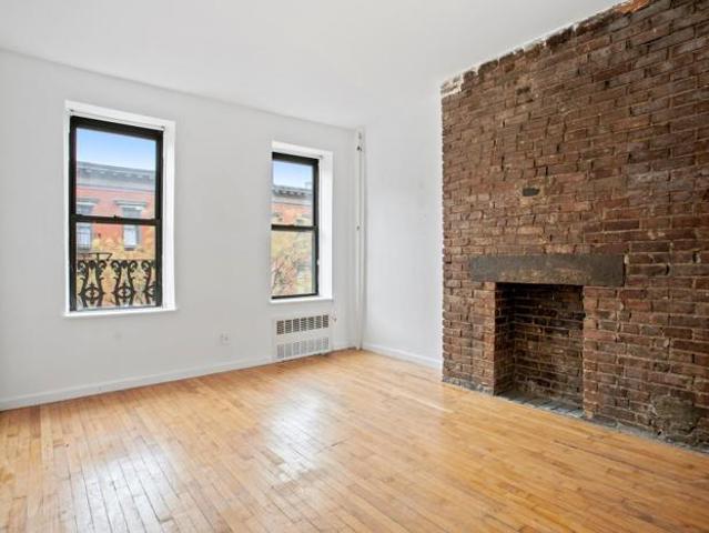 303 E 5Th St E2, New York, NY