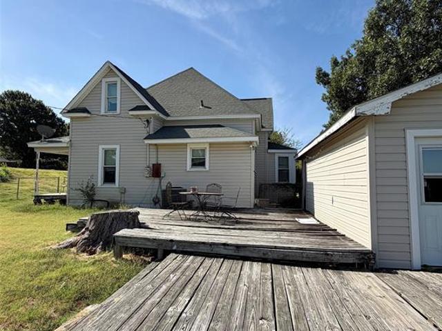 303 E 5th Street