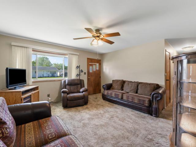 303 E Edgelawn Drive