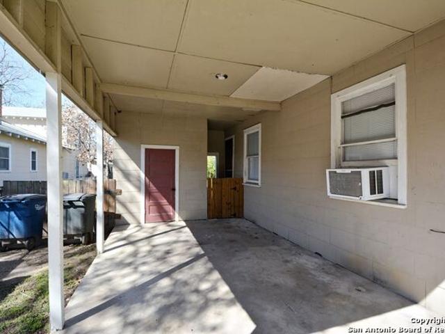 303 E Faust St