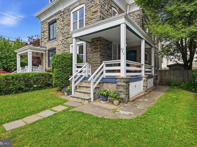 303 E Gravers Lane
