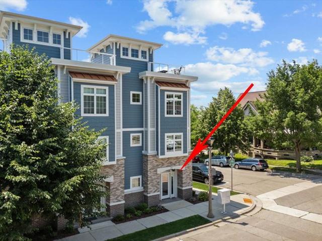 303 E Pier St, Port Washington, WI 53074