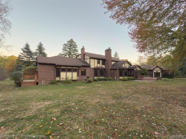 303 E Snell Road