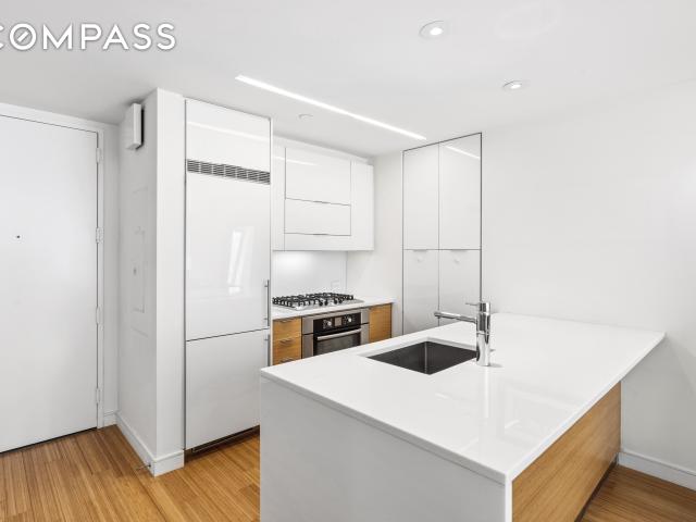 303 East 33rd Street, New York, NY