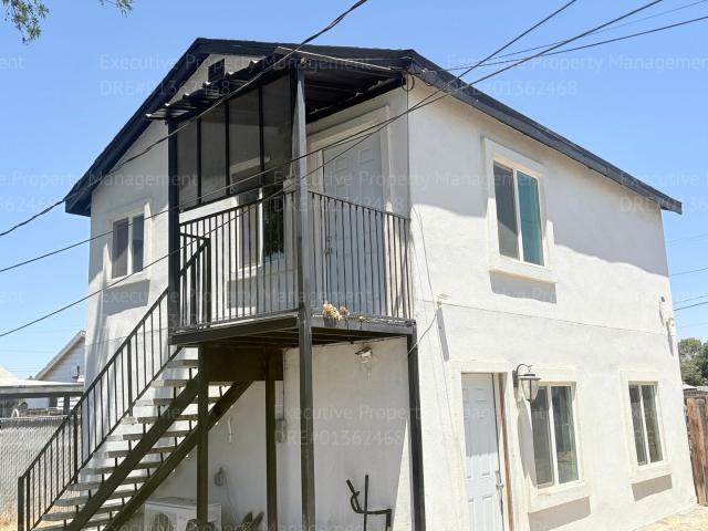 303 El Tejon Ave