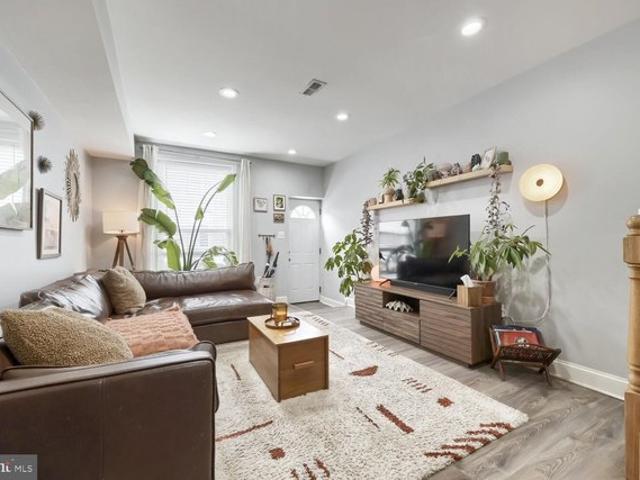303 Fagley St, Baltimore, MD 21224