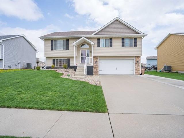 303 Filmore Ave SE, Bondurant, IA 50035