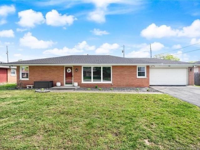 303 Keswick Dr, Clarksville, IN 47129