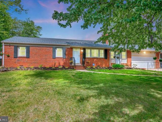 303 High St, Stafford, VA 22556