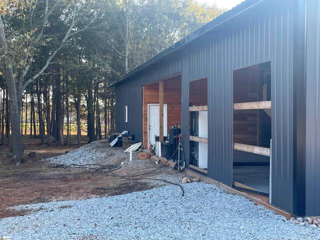 303 Jenkins Bridge Rd, Fountain Inn, SC 29644 | MLS #1512