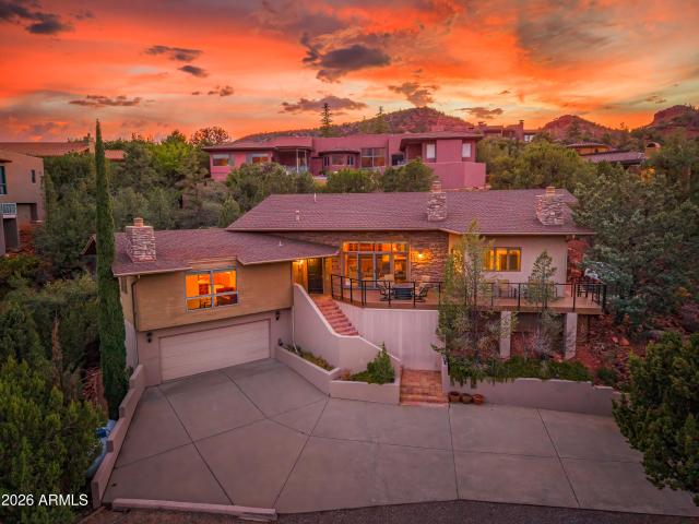 303 OAK Ridge Lane