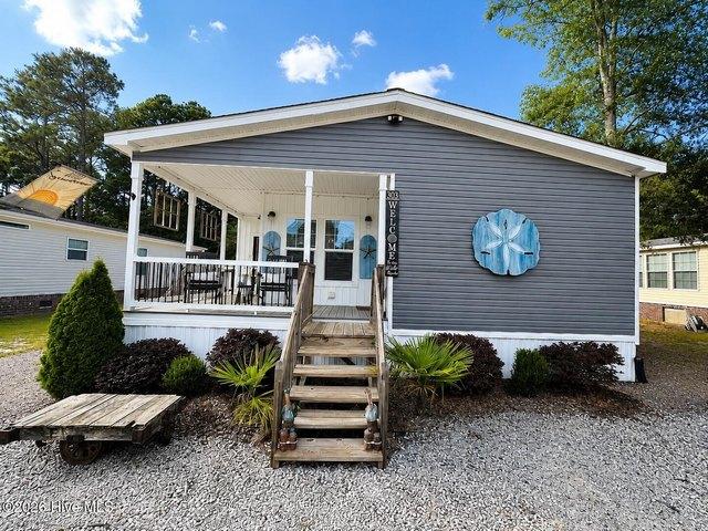 303 Live Oak Dr, Sunset Beach, NC 28468