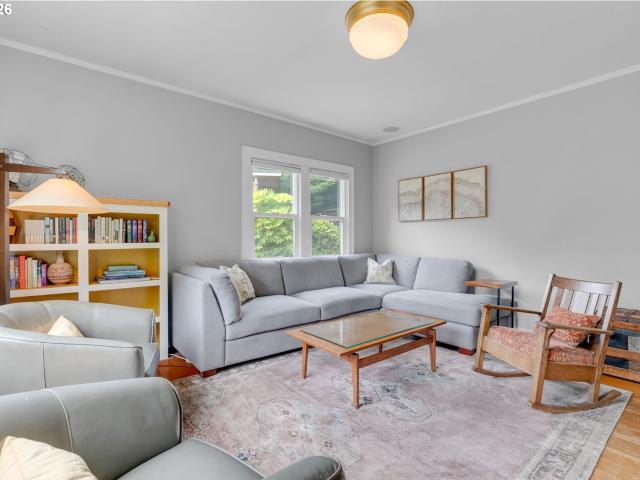 303 linn ave