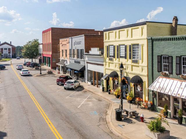 303 Main Street