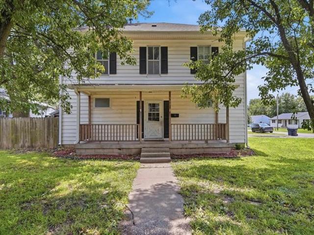 303 Market St, Osage City, KS 66523
