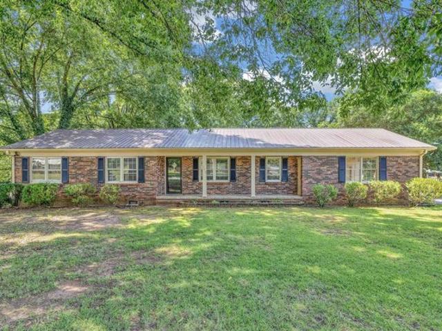303 McNeil Dr, Anderson, SC 29624