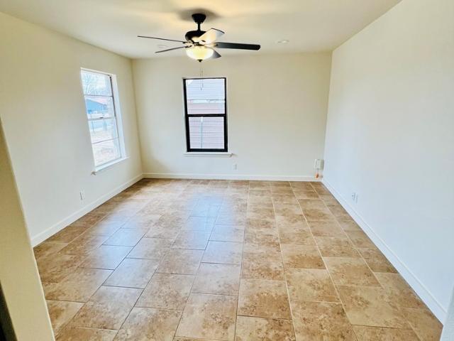303 Meadow View Ln, Kerrville, TX 78028 | MLS #121177