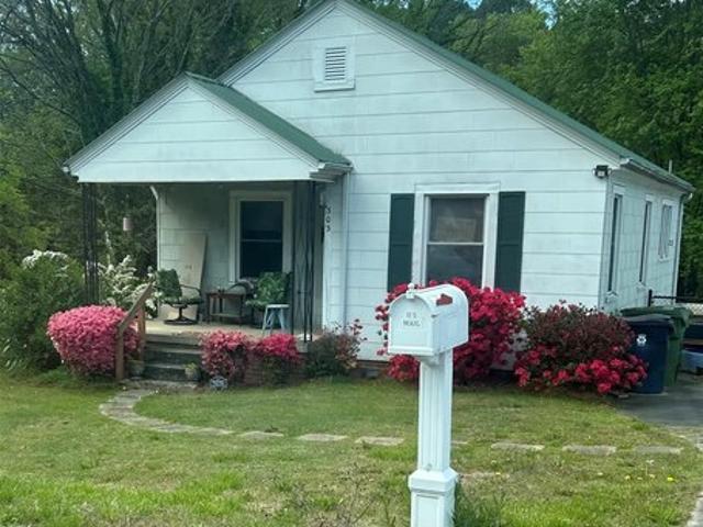 303 Mendota Ave, Lexington, NC 27292