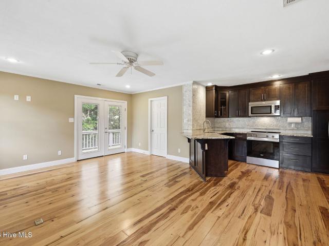 303 Midyette Street # C14