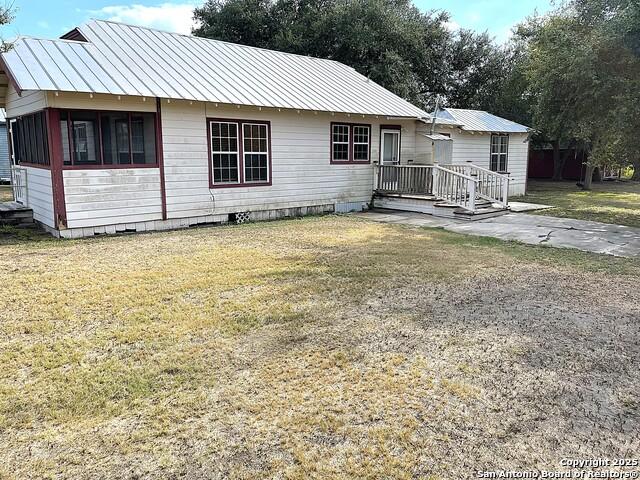 303 Milam