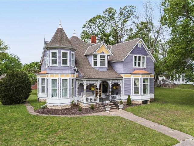 303 N 8th Street